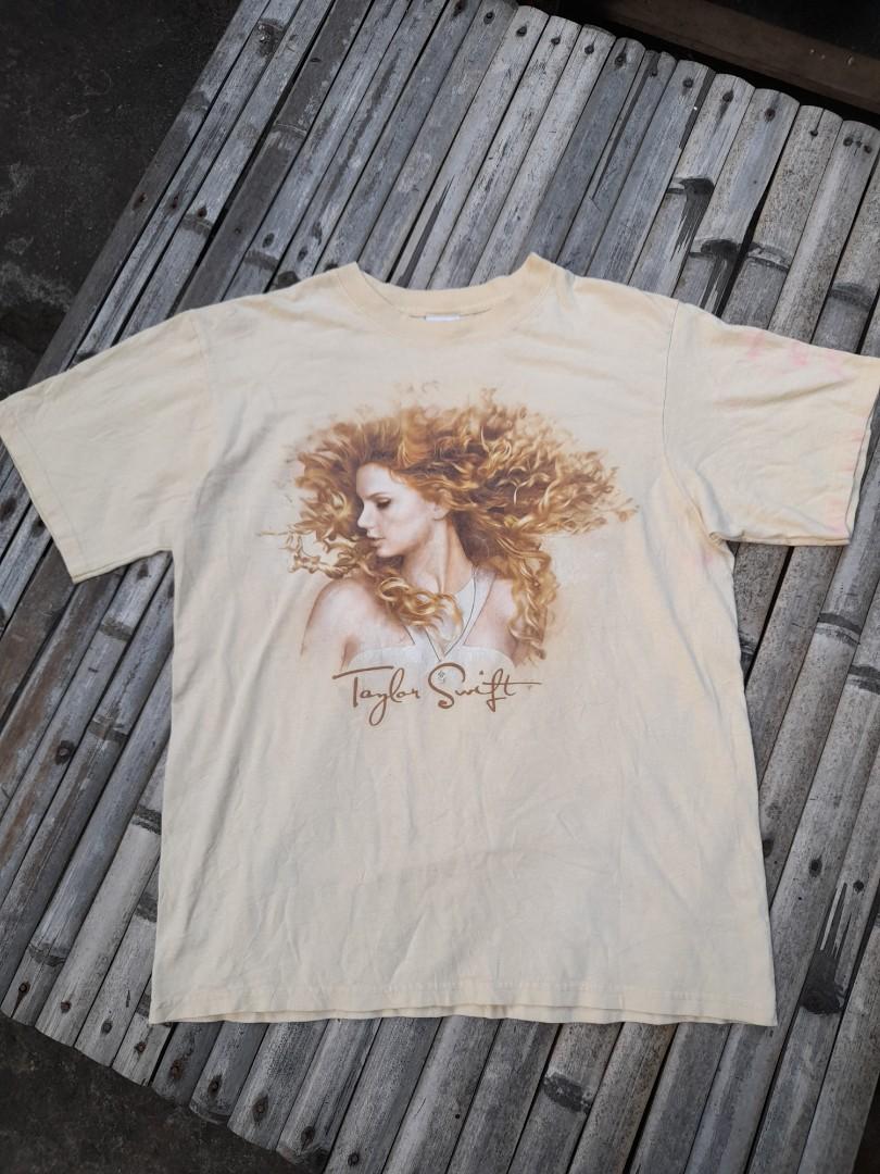 TAYLOR SWIFT FEARLESS TOUR SHIRT, Women's Fashion, Tops, Shirts on ...