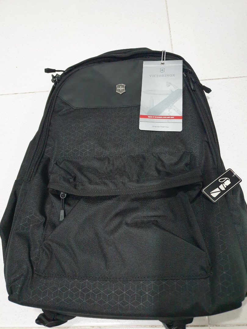 Victorinox backpack, Men's Fashion, Bags, Backpacks on Carousell