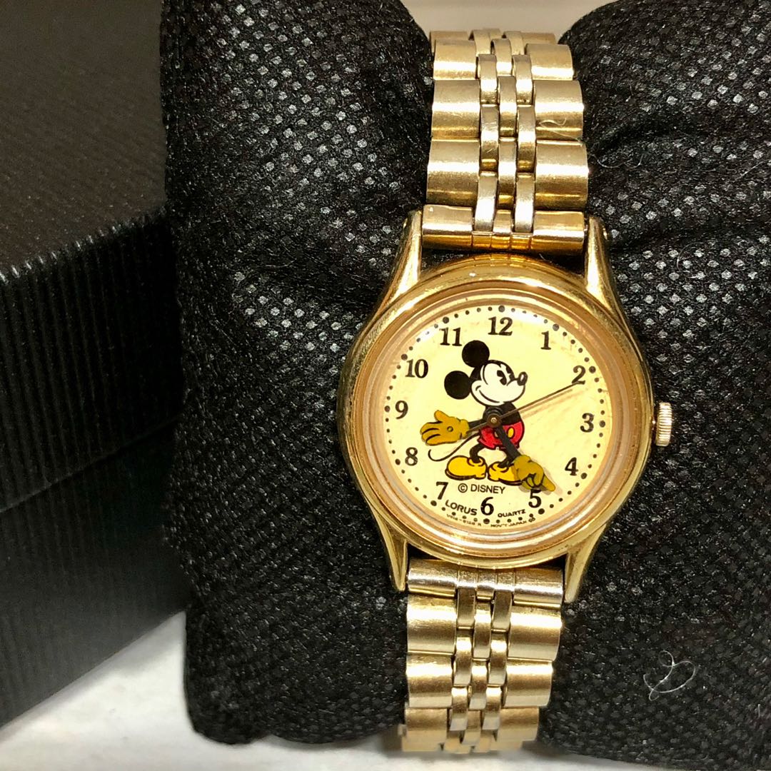 Vintage Mickey Mouse Watch Collectible, Women's Fashion, Watches ...