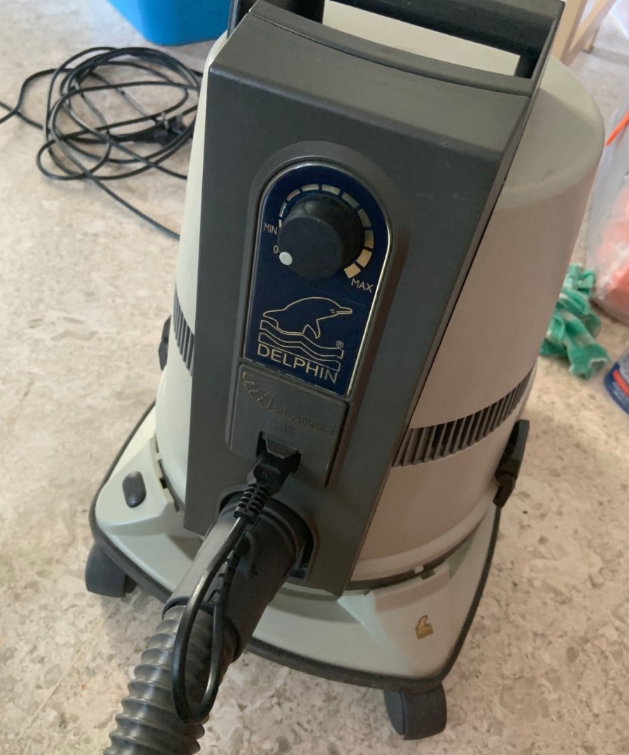 Delphin Vacuum Cleaner Used, Home Appliances, Cleaning & Laundry on ...