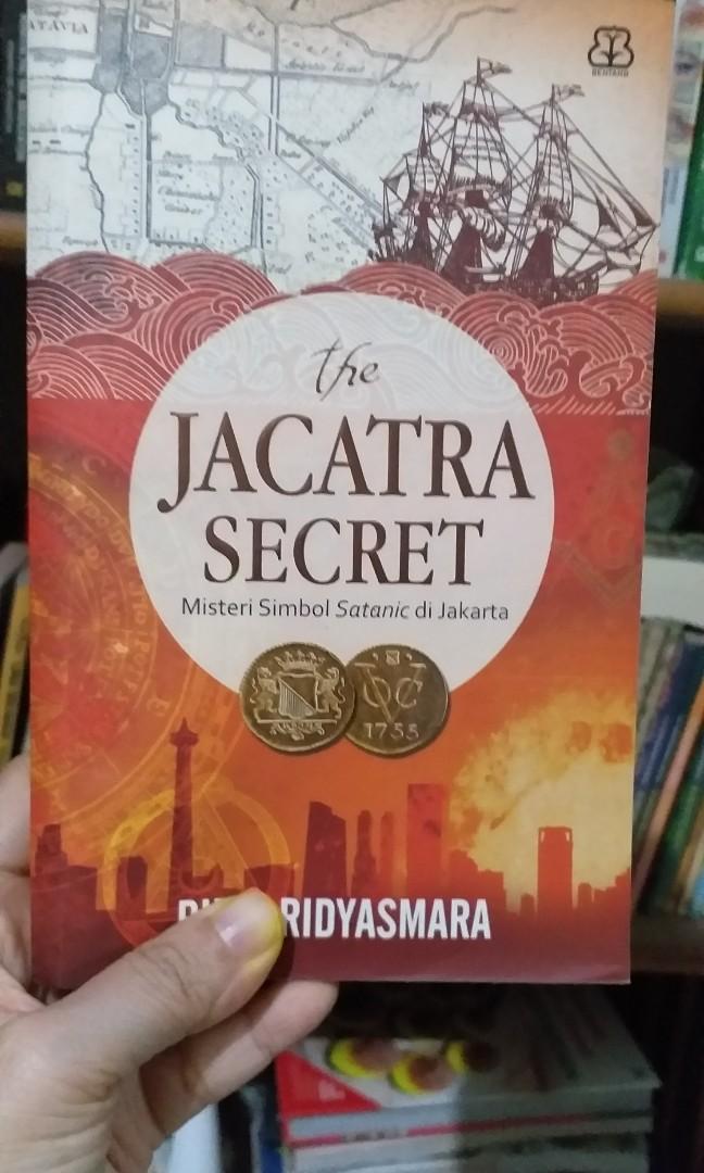 Jacatra Secret, Buku & Alat Tulis, Buku di Carousell
