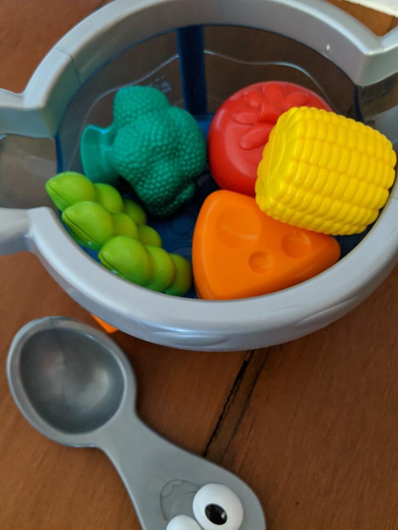 Leapfrog Cook & Play Potsy, Hobbies & Toys, Toys & Games on Carousell