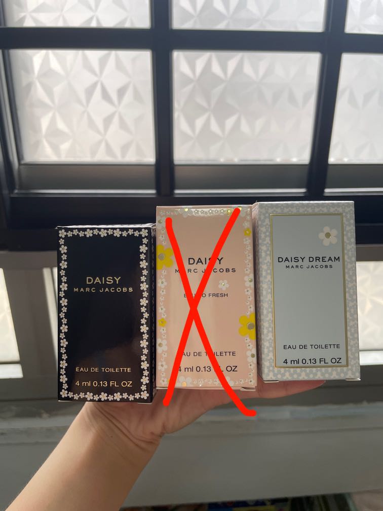 Marc Jacobs Daisy Perfume Mini Size, Beauty & Personal Care, Fragrance ...
