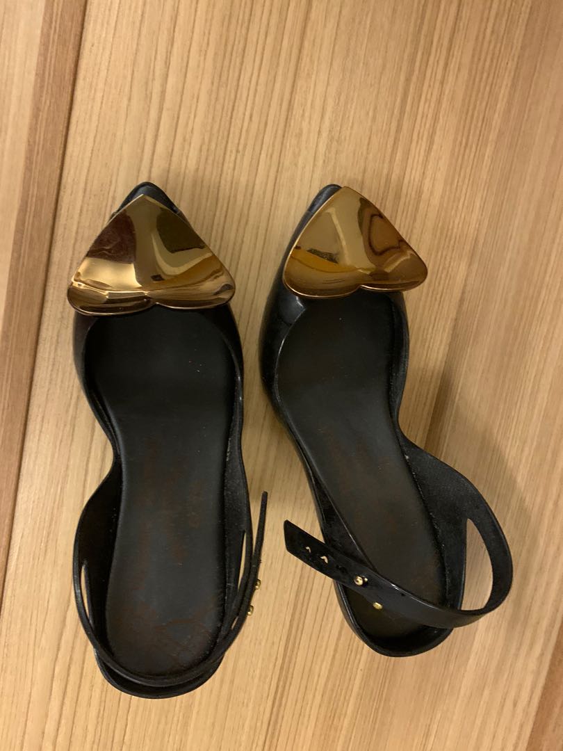Melisa shoes, Women's Fashion, Footwear, Sneakers on Carousell