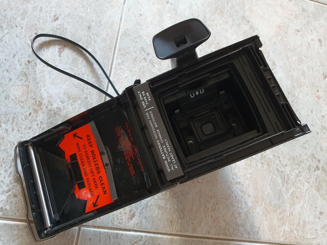 Polaroid Square Shooter 2, Photography, Cameras on Carousell
