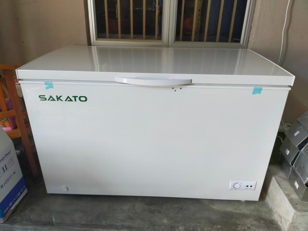 Sakato single door chest freezer, TV & Home Appliances, Kitchen ...