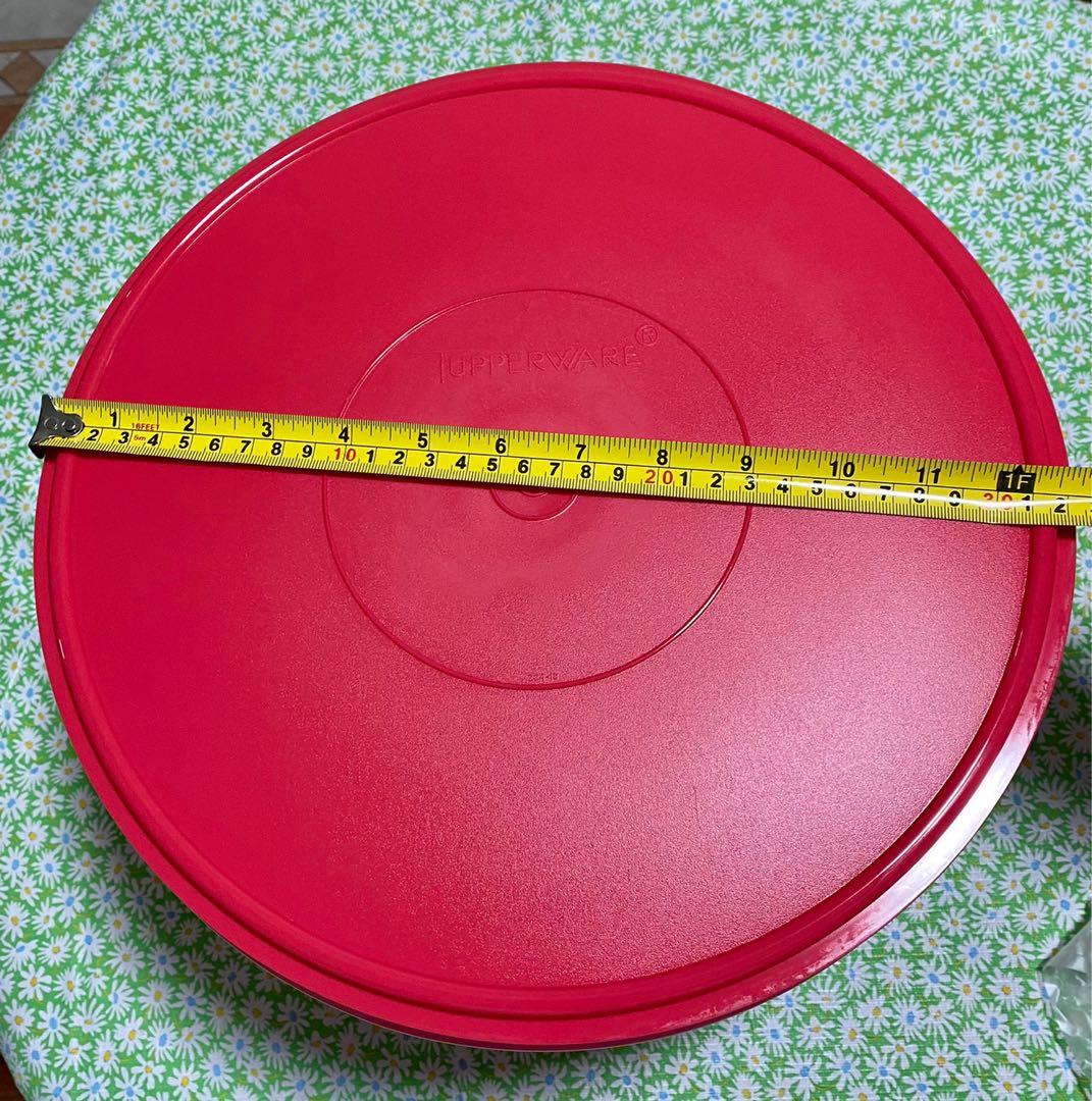 Tupperware large Round containers, Furniture & Home Living, Kitchenware ...