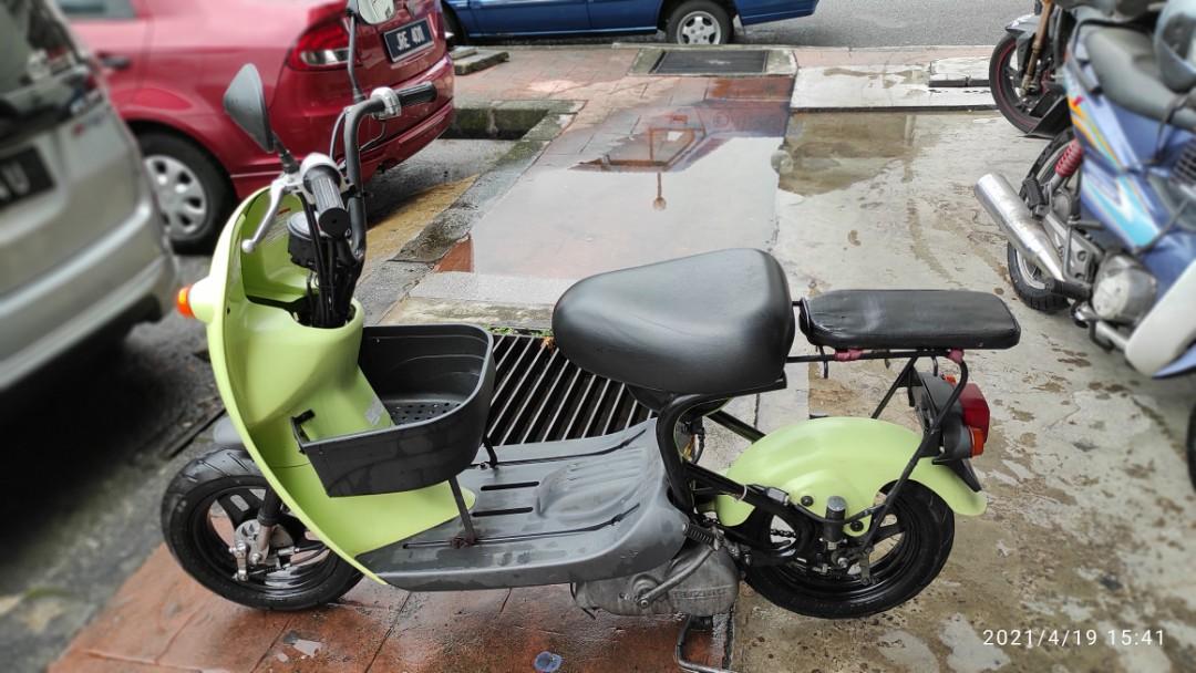 SUZUKI Choi Nori Motor scooter 40cc, Motorbikes on Carousell