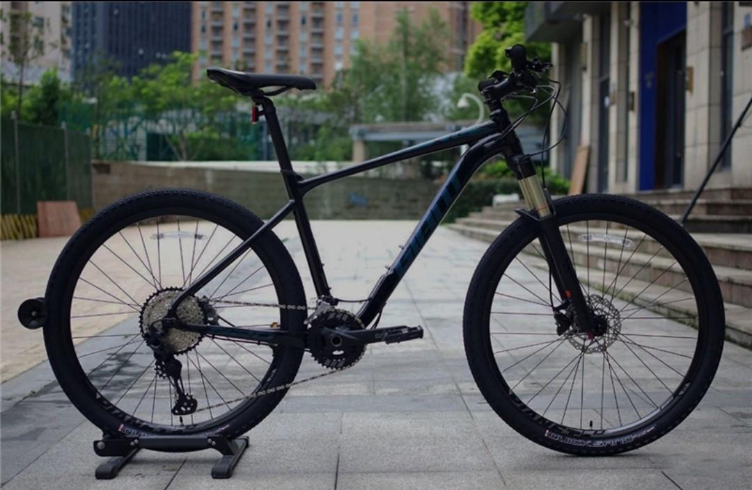 Giant XTC 820, Sports Equipment, Bicycles & Parts, Bicycles on Carousell