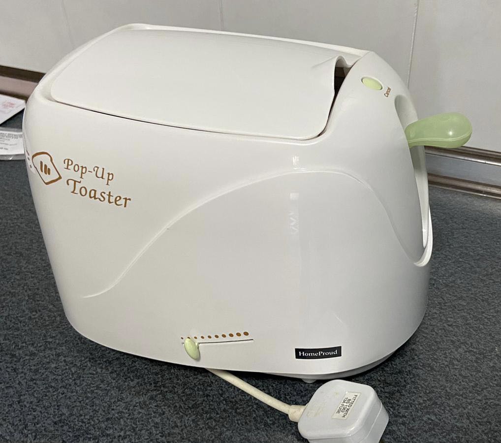 Home Proud Pop Up Toaster, TV & Home Appliances, Kitchen Appliances ...