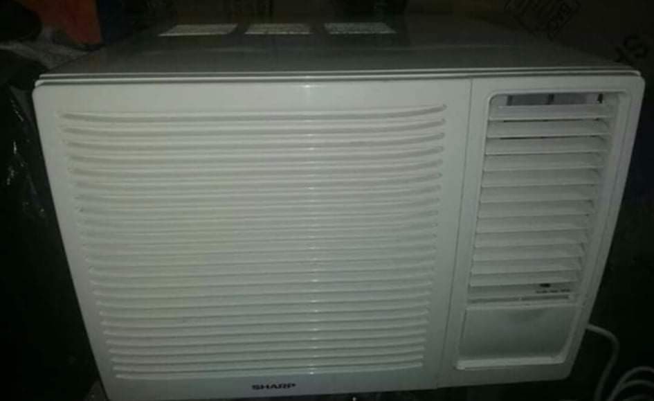 Sharp 1.5 HP Non-inverter Airconditioner, TV & Home Appliances, Air ...