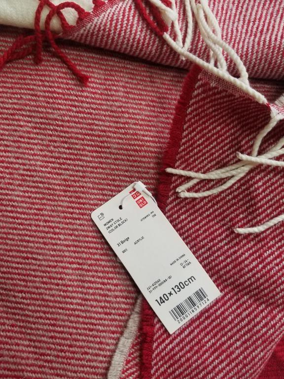 New! Uniqlo 2-Way Stole, Women's Fashion, Watches & Accessories ...