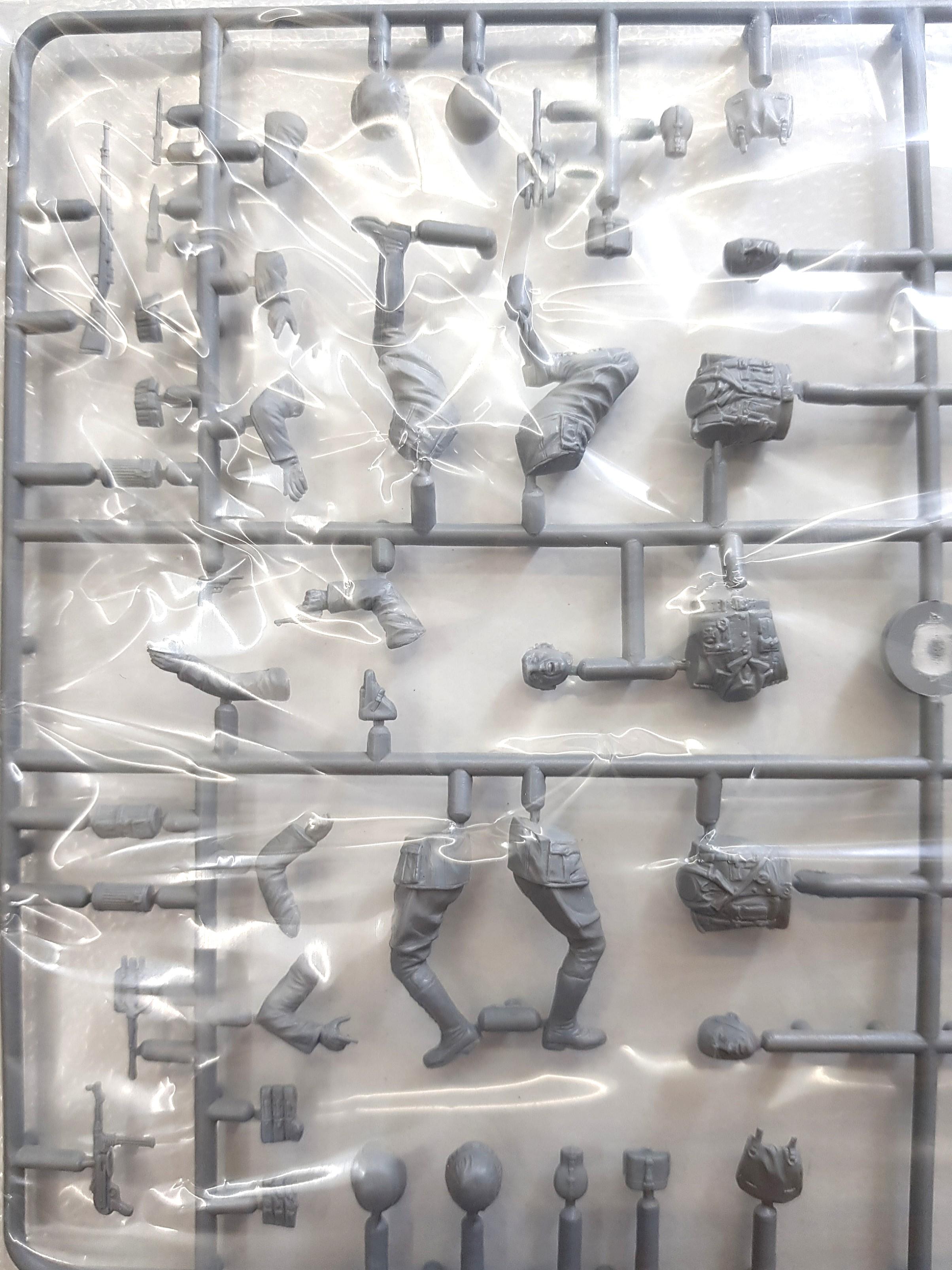 1/35 Master Box #3593, German Infantry, DAK, WW2 Era "Zum Sturm ...