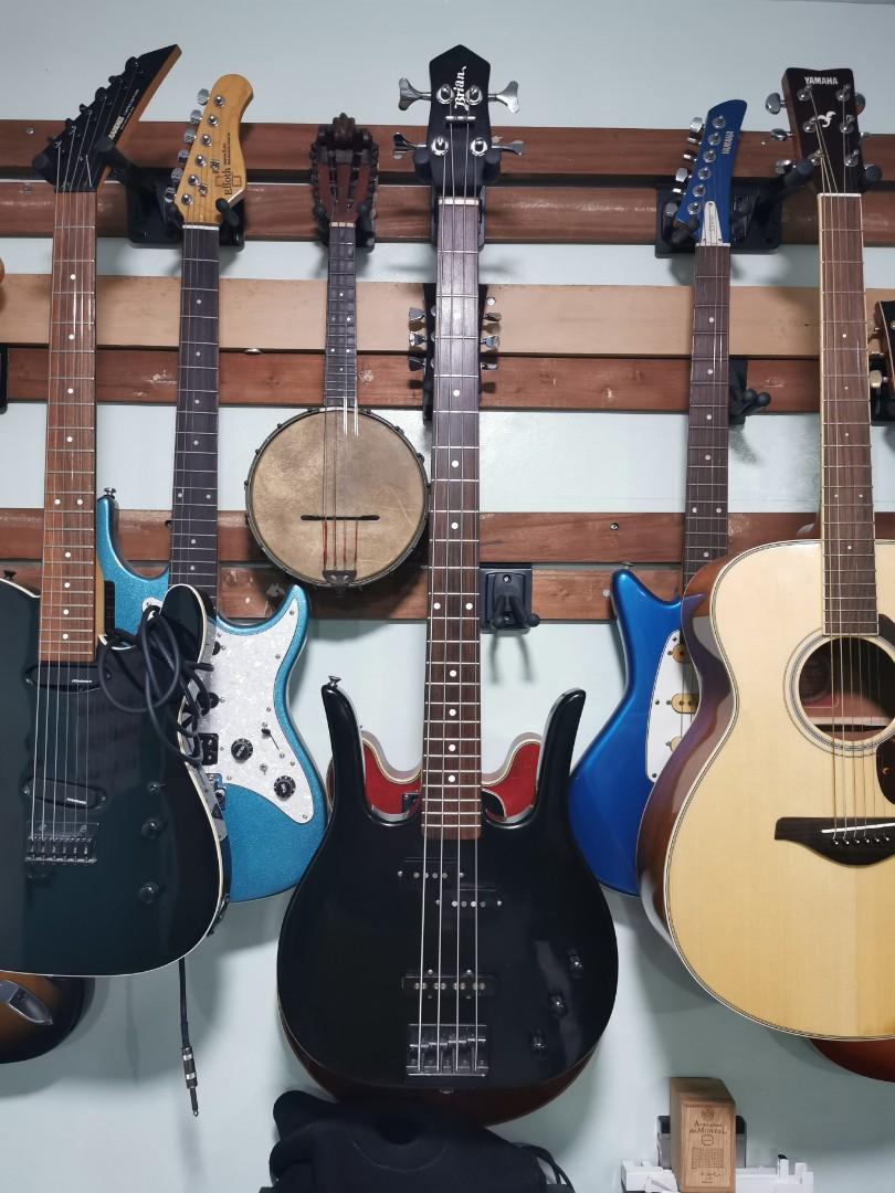 Brian bass guitar longhorn, Hobbies & Toys, Music & Media, Musical ...