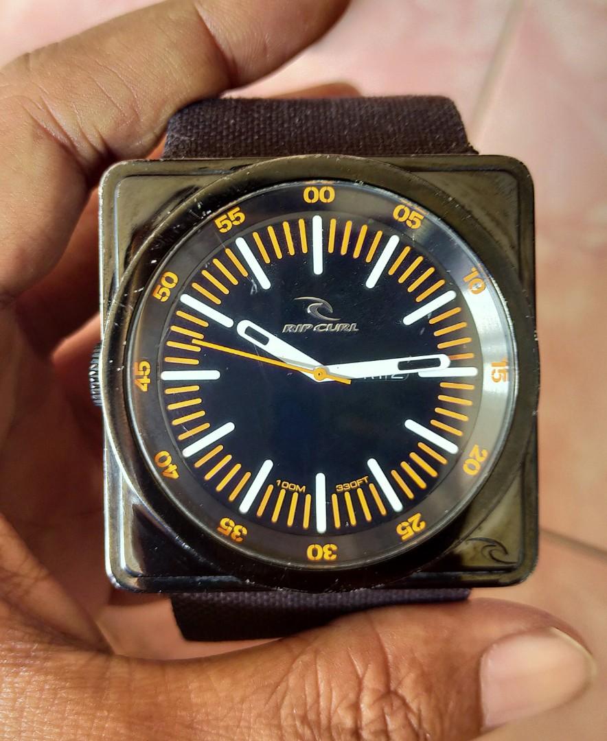 Jam Tangan Rip Curl Quartz All Original Full Set, Fesyen Pria, Jam ...