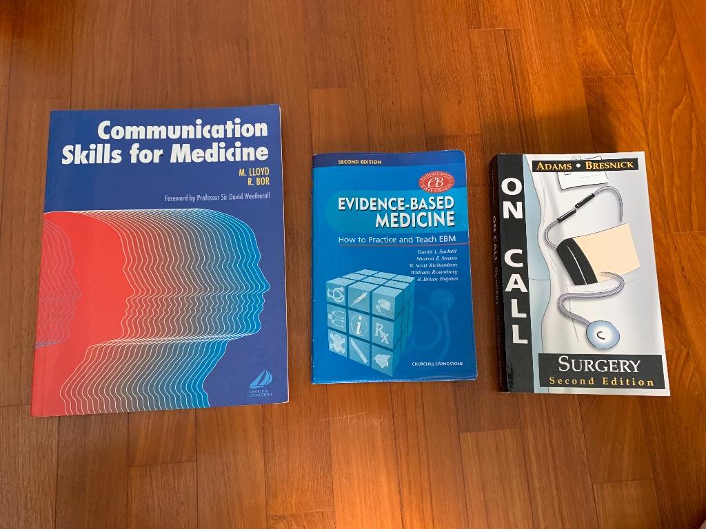 Medical textbooks: Costanzo Physiology, PreTest Series, Crash Course ...