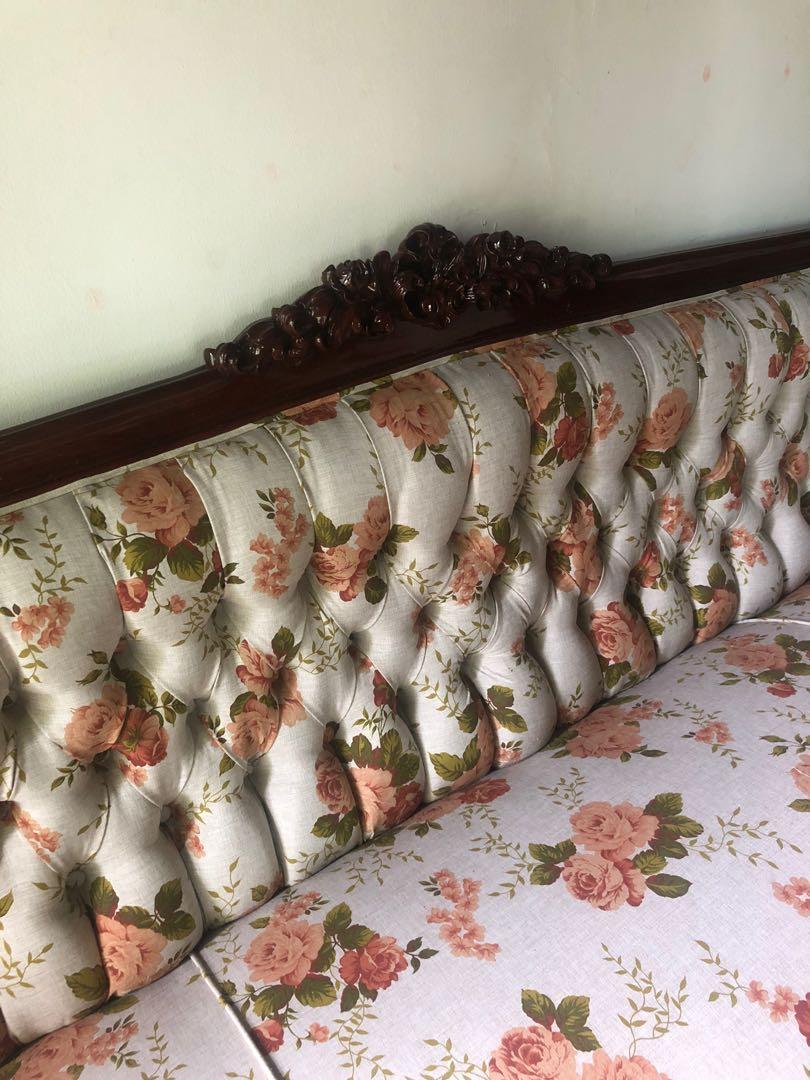 Mabel antik Sofa kayu jati 100% original, Perabotan Rumah di Carousell