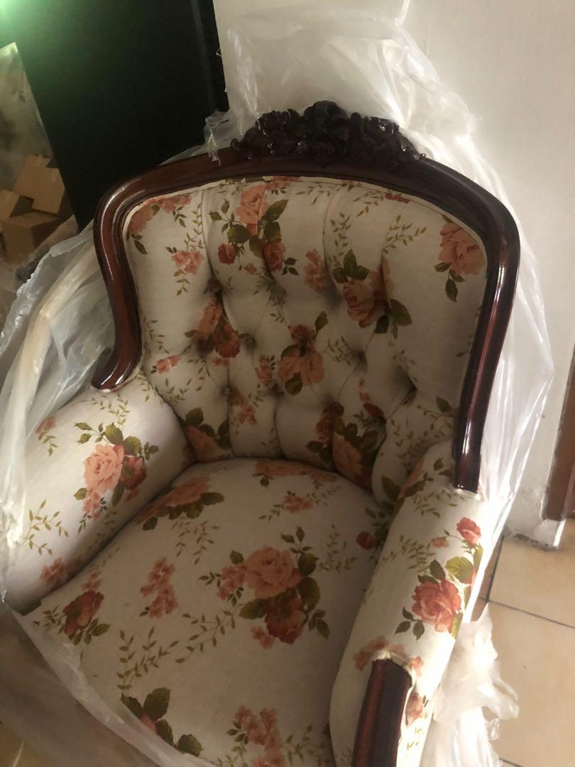 Mabel antik Sofa kayu jati 100% original, Perabotan Rumah di Carousell