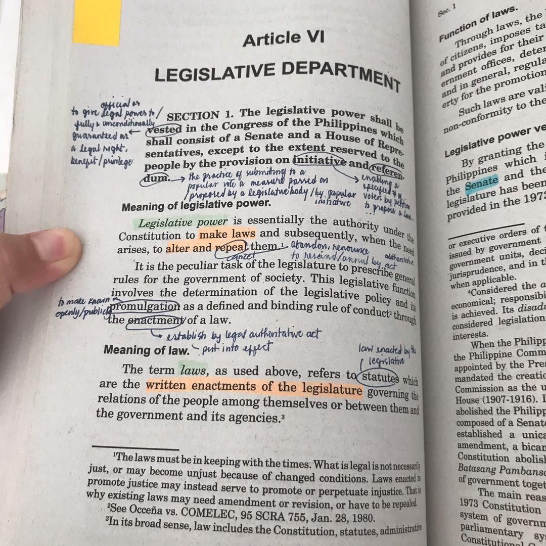 Textbook on the Philippine Constitution by Hector S. De Leon & Hector M ...