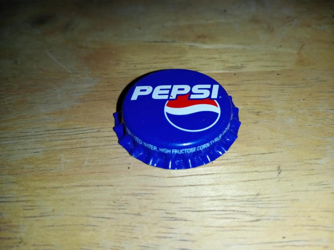 Vintage pepsi cap pin (tincan), Hobbies & Toys, Memorabilia ...