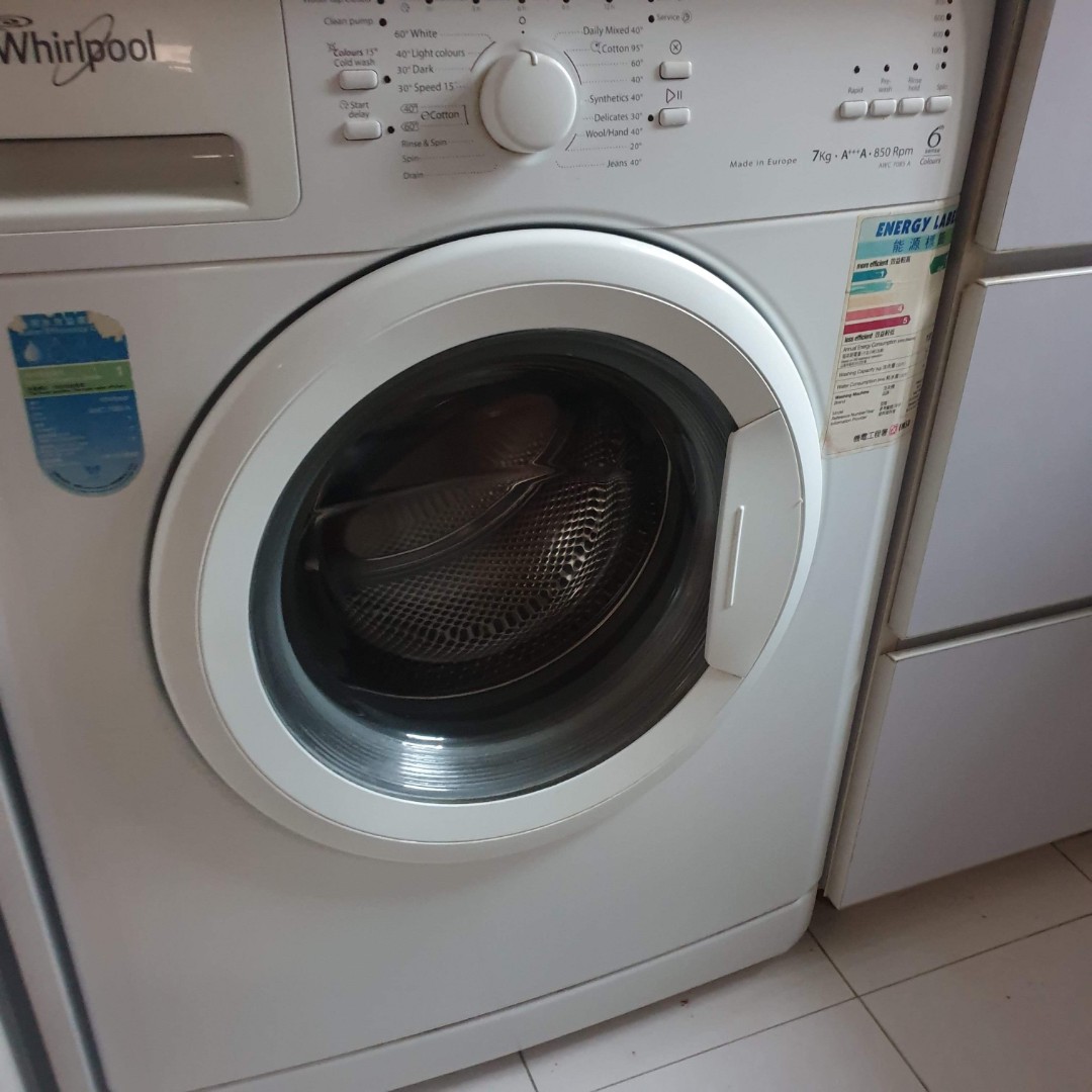 Whirlpool washing machine, almost new, 家庭電器, 洗衣機及乾衣機 - Carousell