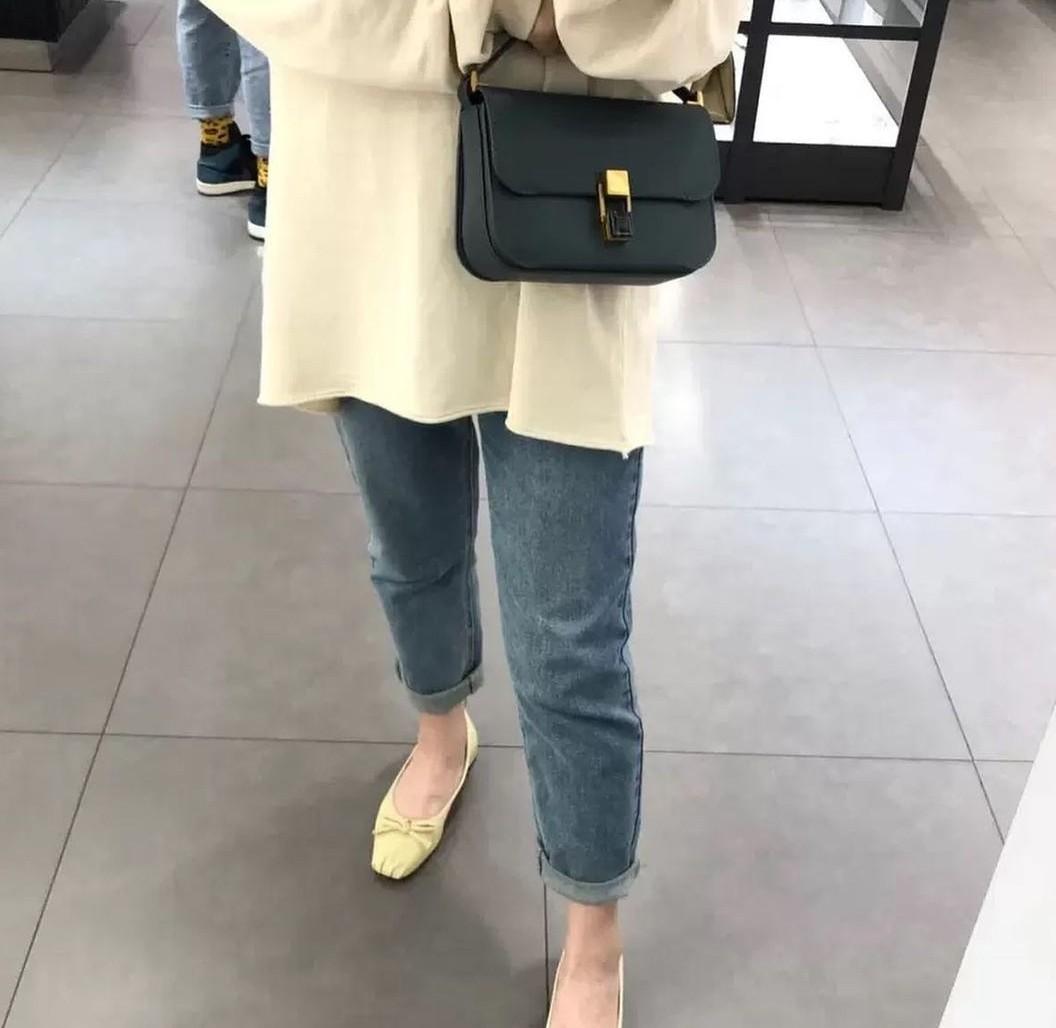 Charles & Keith Stone Lock Bag Original, Barang Mewah, Tas & Dompet di ...