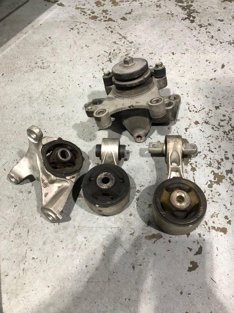 Fd2r engine mount, Car Accessories, Accessories on Carousell
