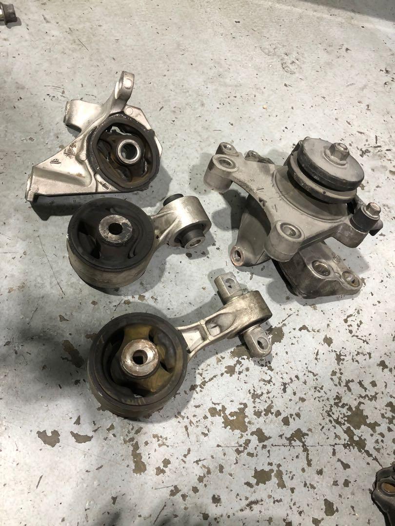 Fd2r engine mount, Car Accessories, Accessories on Carousell