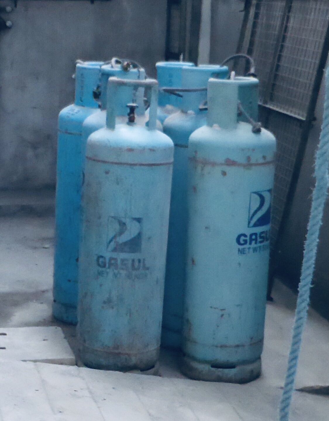 Gasul Tank 50kg, Commercial & Industrial, Industrial Equipment on Carousell