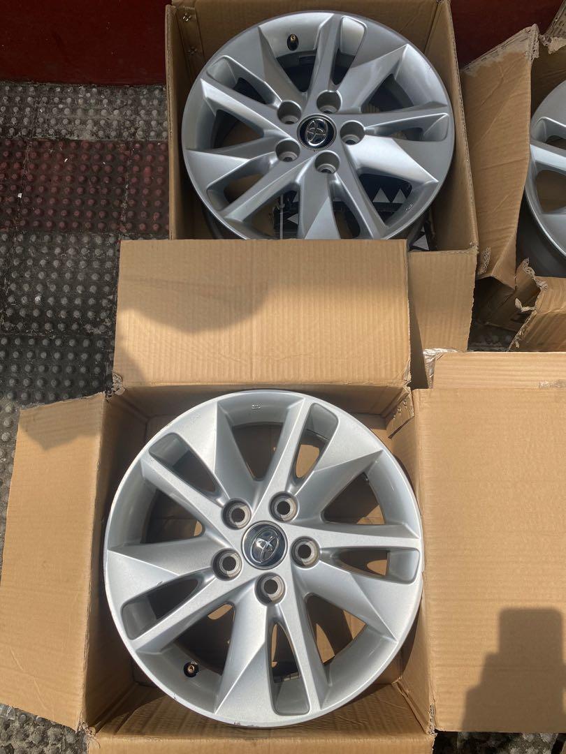 Innova mags all new complete centercaps, Car Parts & Accessories, Mags ...