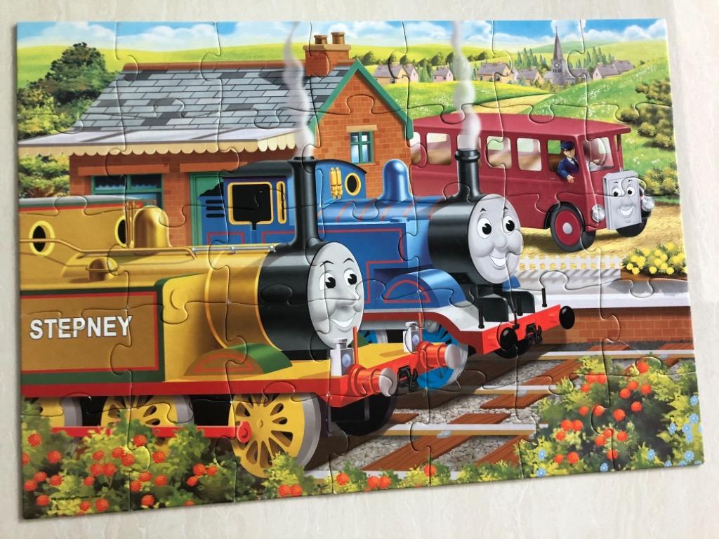 Thomas tank engine jigsaw puzzle with train box, Hobbies & Toys, Toys ...