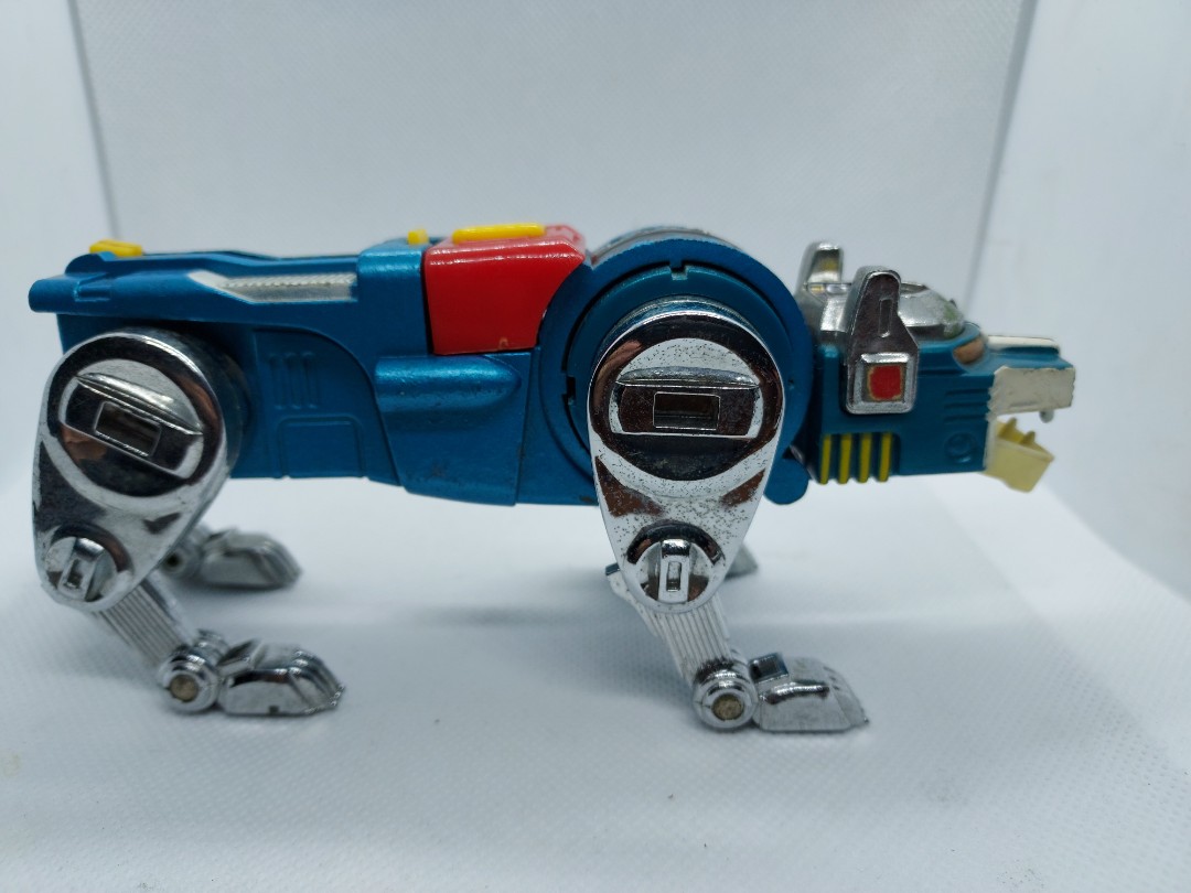 Vintage Lion Bot Voltron Blue Lion from the 80s, Hobbies & Toys, Toys ...