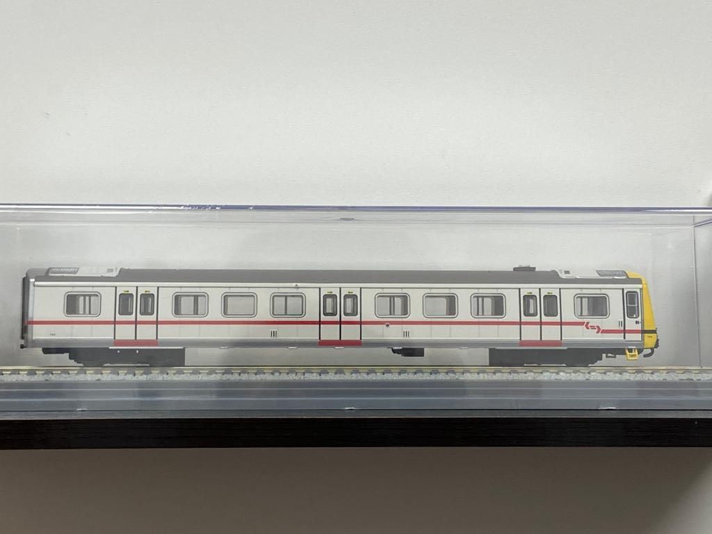 [全新]1:87 HO Scale 九廣鐵路 黃頭火車 E44, 興趣及遊戲, 玩具 & 遊戲類 - Carousell