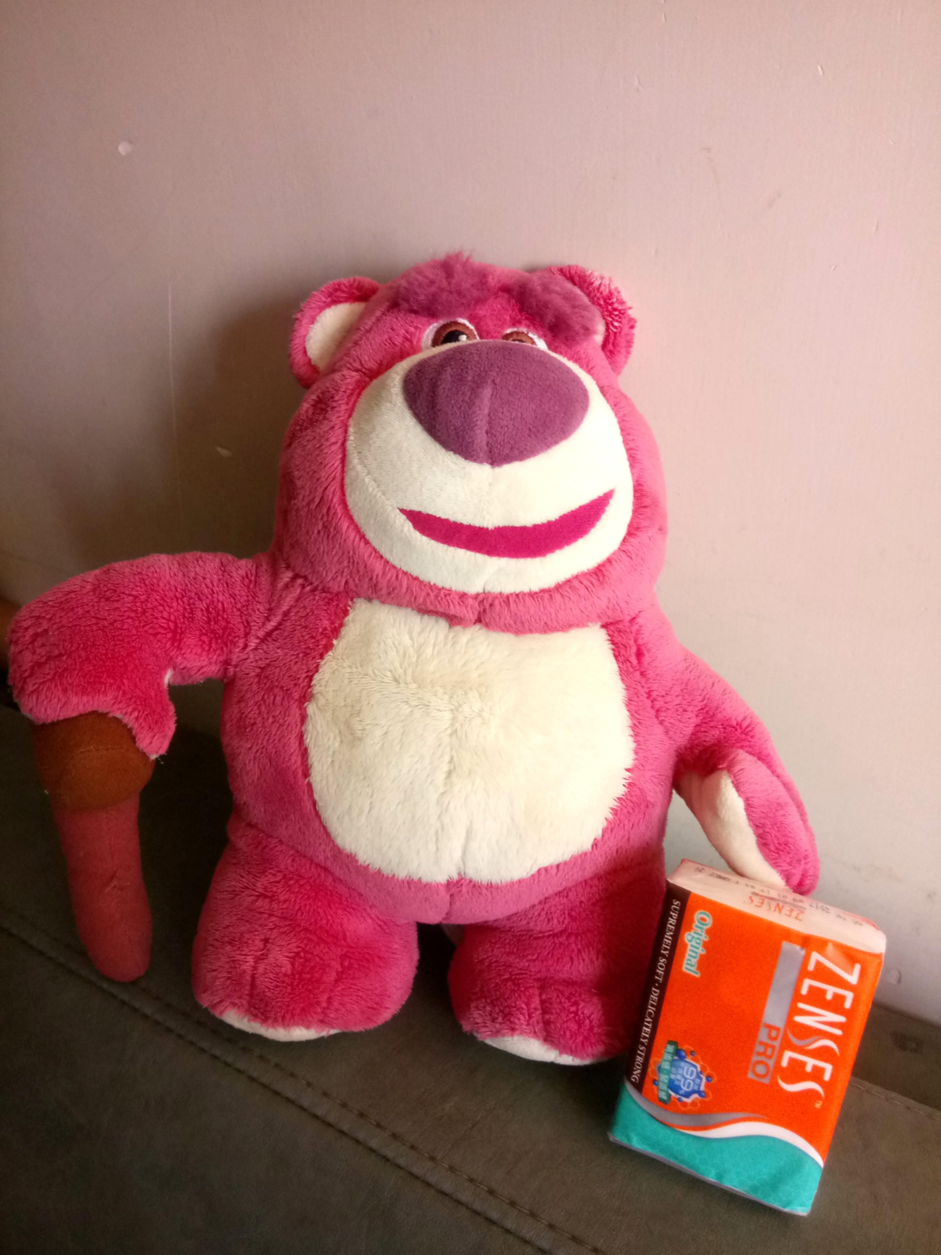 迪士尼 Lotso w stick 牢騷王（日本版）, 興趣及遊戲, 玩具 & 遊戲類 - Carousell
