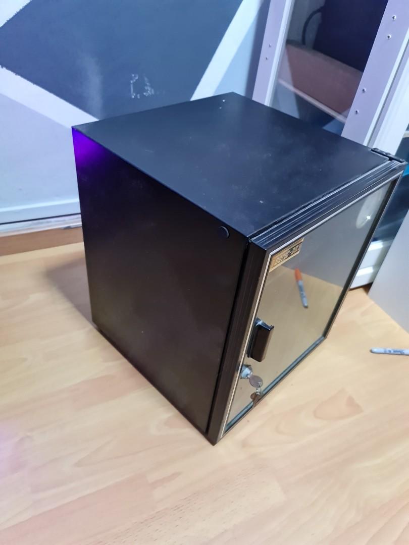 Camera storage cabinet, Photography, Photography Accessories, Dry Boxes ...