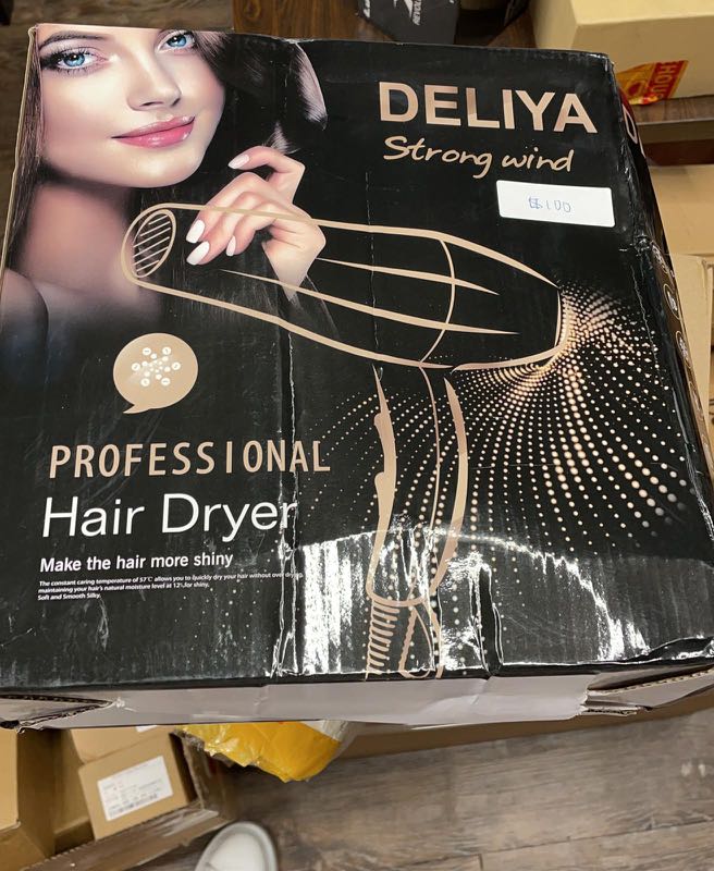 deliya professional hair dryer $100, 美容＆個人護理, 健康及美容 - 頭髮護理 - Carousell
