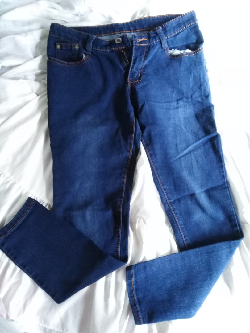 Maong pants, Women's Fashion, Bottoms, Jeans on Carousell