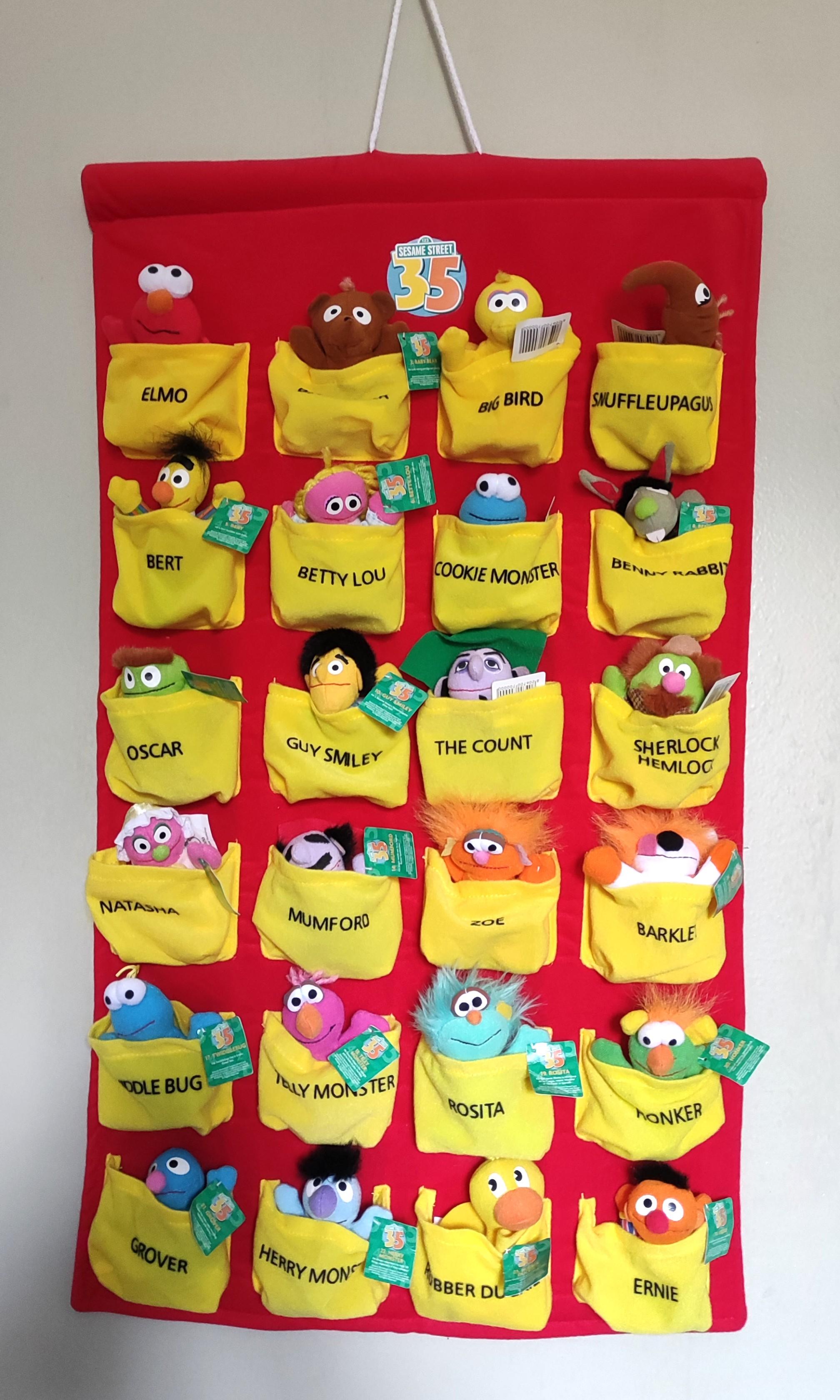 Sesame Street Collectible Mini Beans, Hobbies & Toys, Collectibles ...