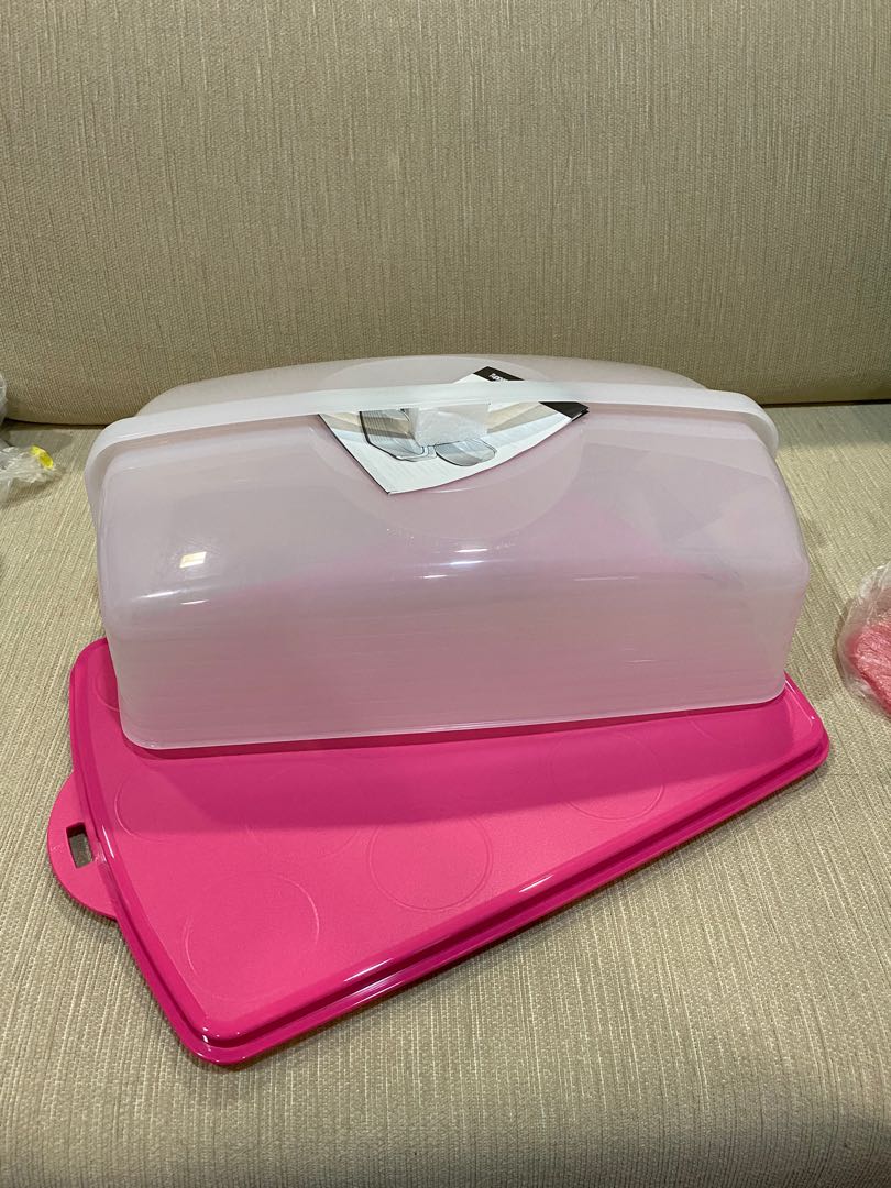Tupperware cake taker, Furniture & Home Living, Kitchenware & Tableware ...