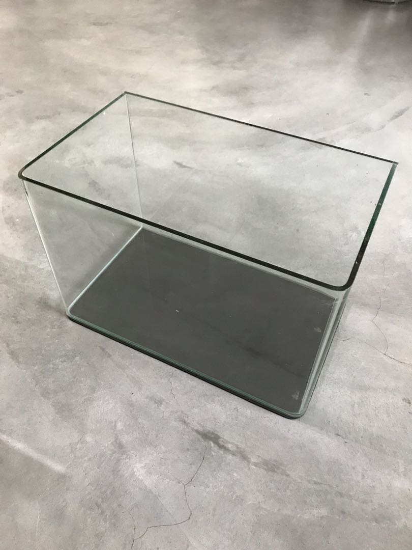 Glass Fish tank with curve corner, Pet Supplies, Homes & Other Pet ...