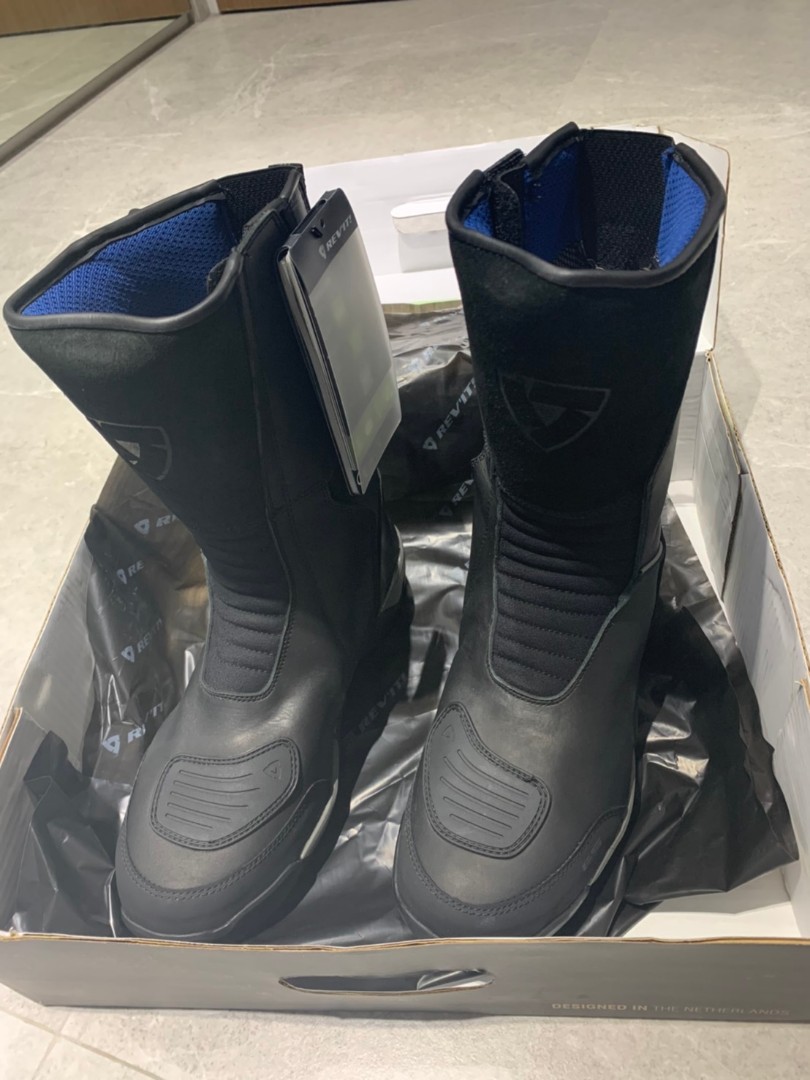 REV'IT Compass H20 Riding Boots, Motorcycles, Motorcycle Apparel on Carousell