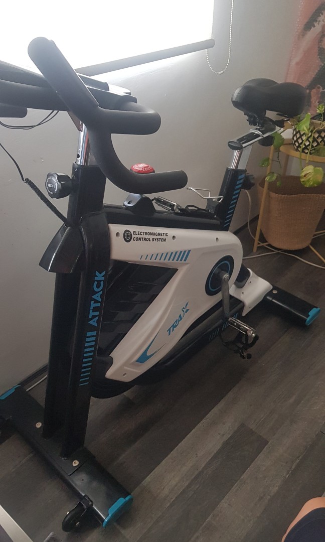 Trax Spin Bike, Sports Equipment, Exercise & Fitness, Cardio & Fitness ...