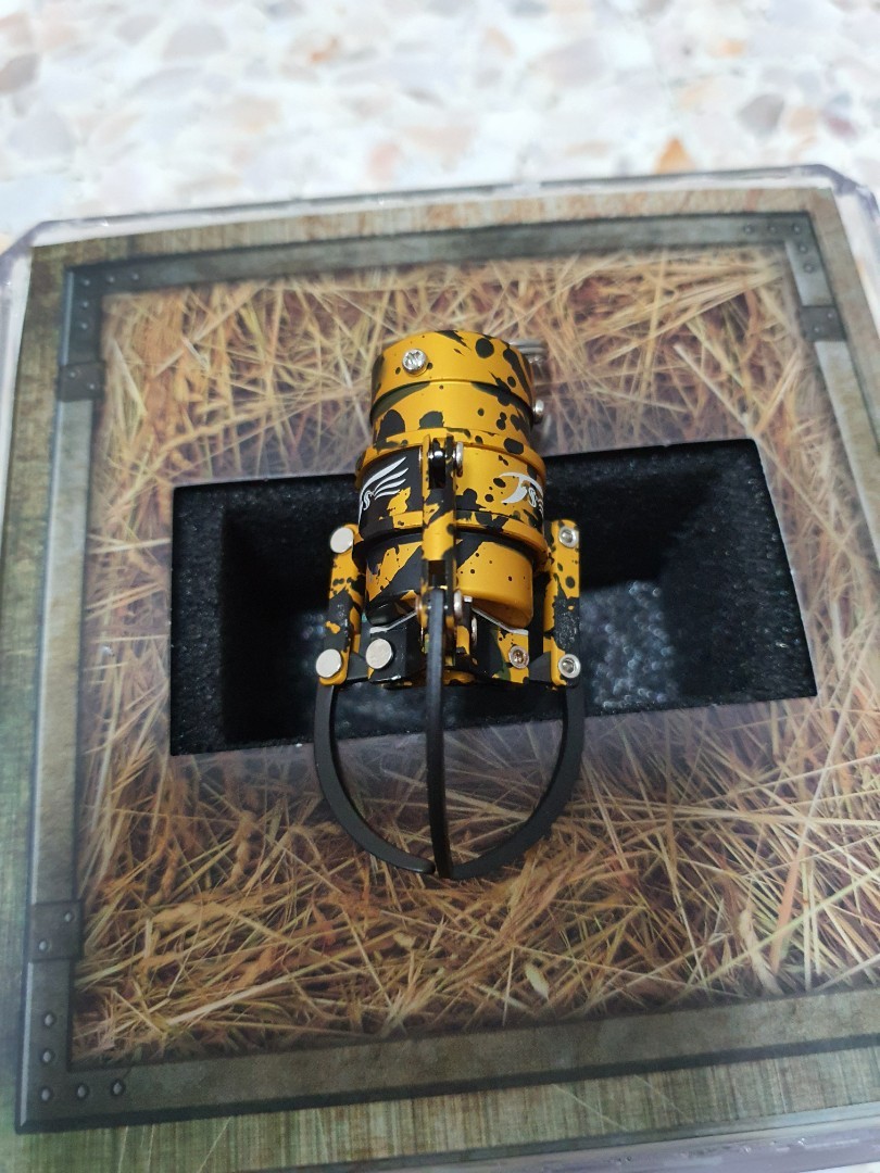3rd Gen JS claw, Hobbies & Toys, Toys & Games on Carousell