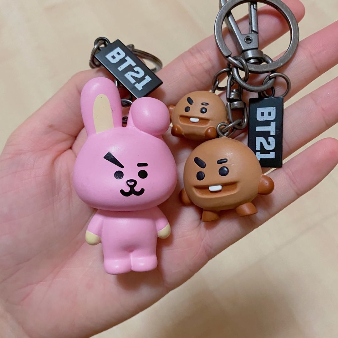 bt21 cooky & shooky figure keyring, Hobbies & Toys, Memorabilia ...
