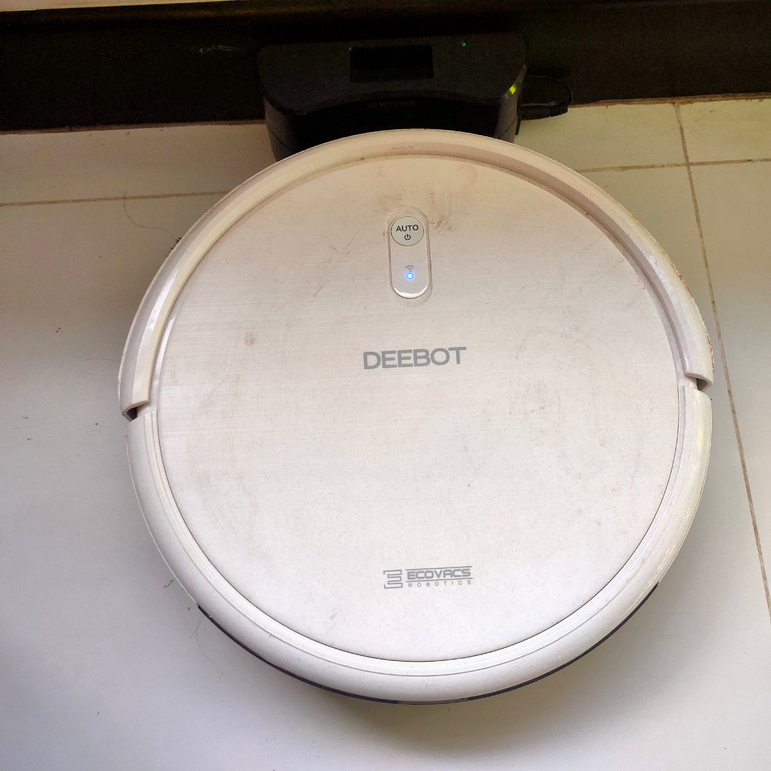 Deebot N79T Robot Vaccum for $60, TV & Home Appliances, Vacuum Cleaner & Housekeeping on Carousell