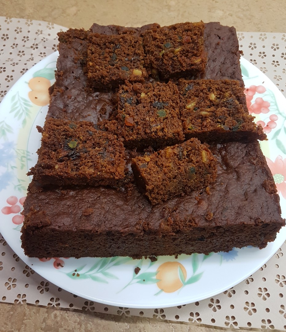 Hari Raya Fruit Cake, Food & Drinks, Homemade Bakes on Carousell