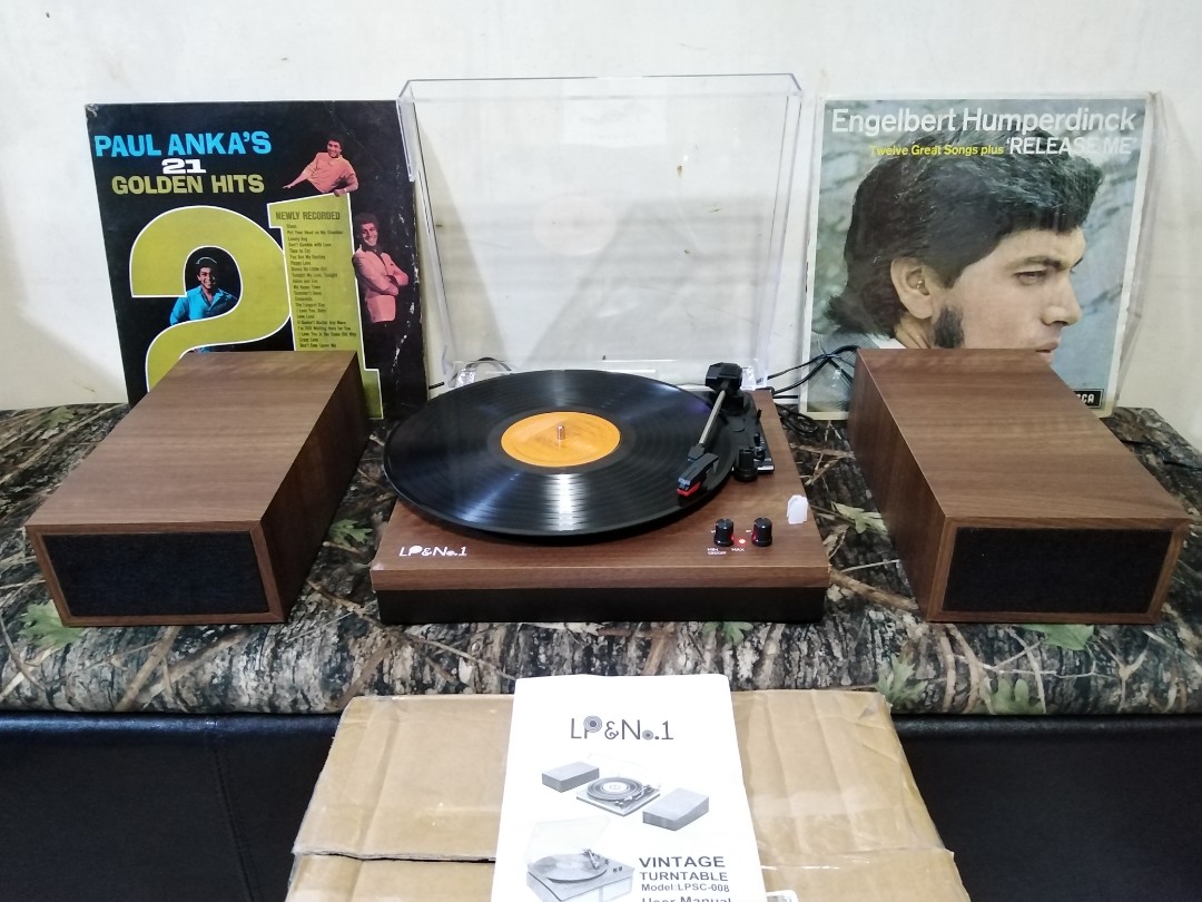 LP and No.1 Retro Vintage Style Wooden Vinyl Record Plaka Turntable ...
