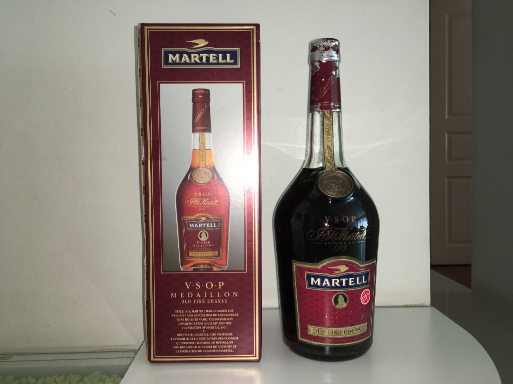 Martell VSOP Medaillon 1715 old fine cognac - 1 Litre, Food & Drinks, Alcoholic Beverages on ...