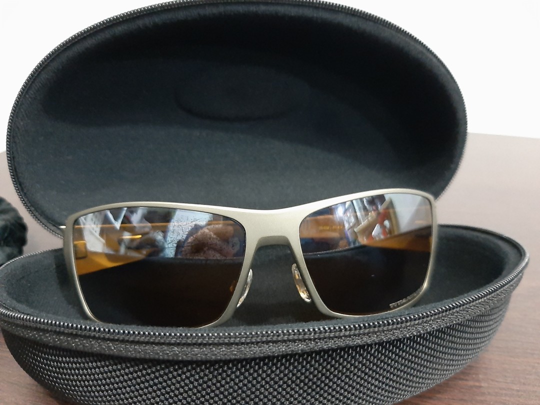 Oakley Spike, Men's Fashion, Watches & Accessories, Sunglasses ...