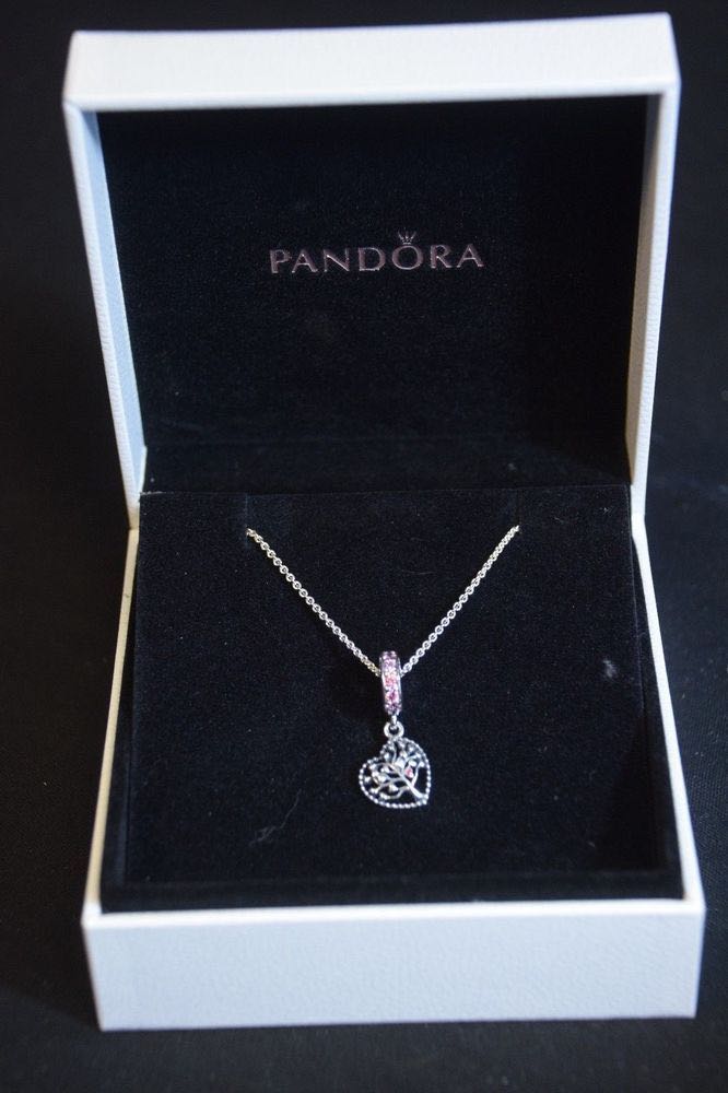 Pandora necklace set, Luxury, Accessories on Carousell
